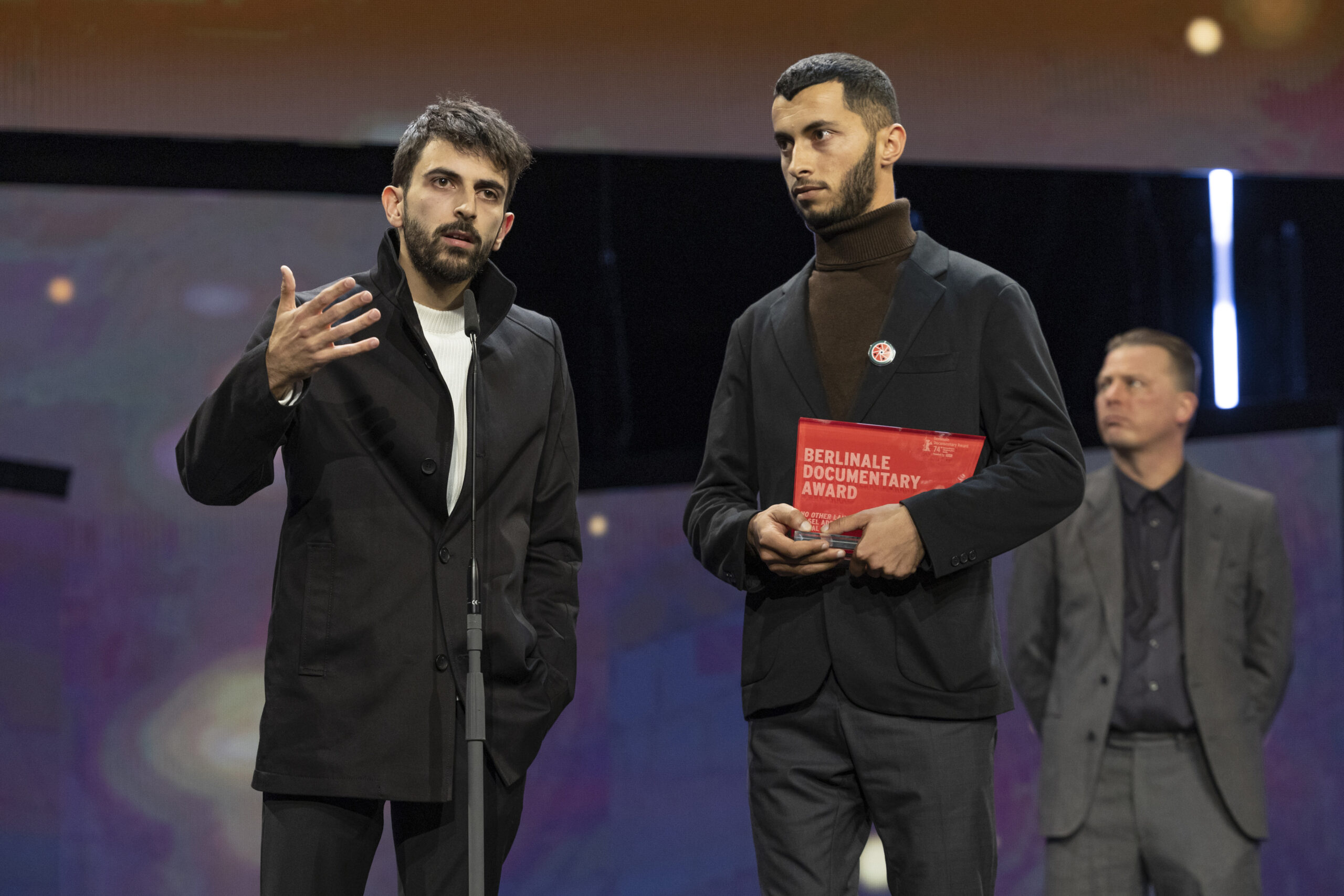 74. Berlinale: Gewinner des Dokumentarfilmpreises NO OTHER LAND von ...